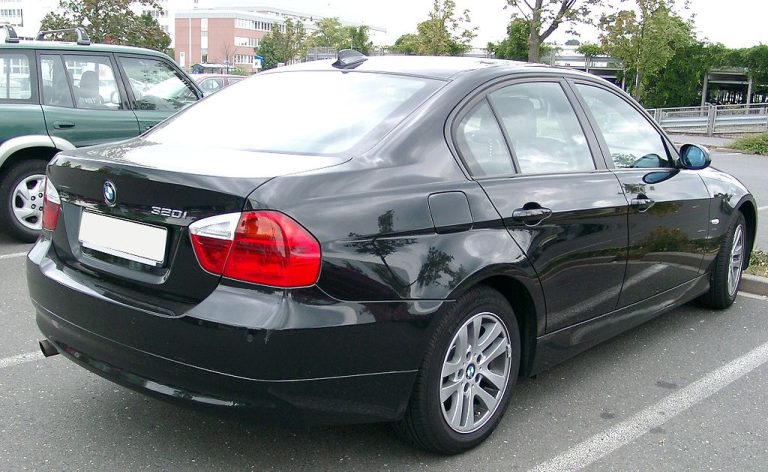 BMW Gas Cap Stuck: Common Causes and Practical Fixes - Cherish Your Car