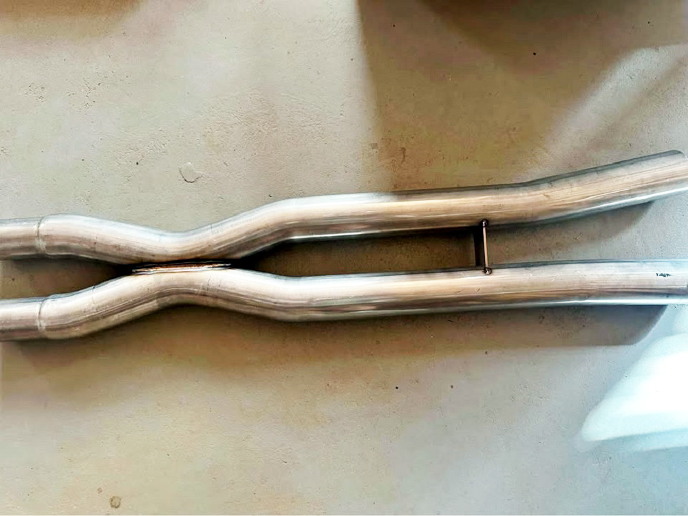 True Duals Vs. X-Pipe: Key Differences Car Enthusiasts Should Know ...